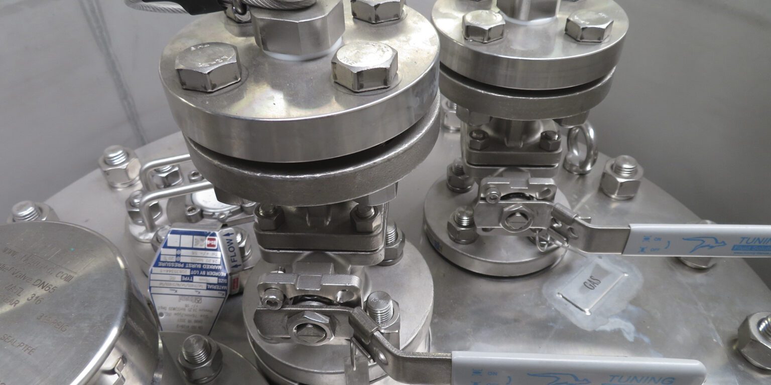 Small Portable Tanks - Small Capacity Tank Containers | EXSIF Worldwide